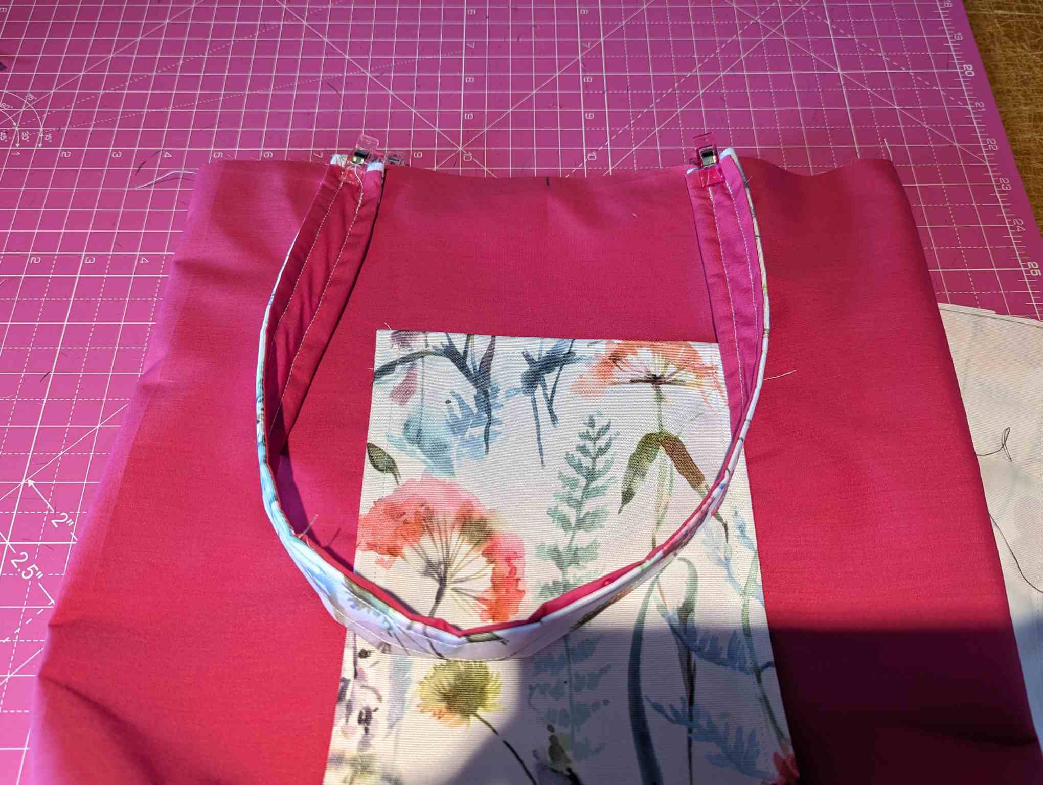 How To Make a Waterproof Outdoor Tote Bag - UK Fabrics Online Blog